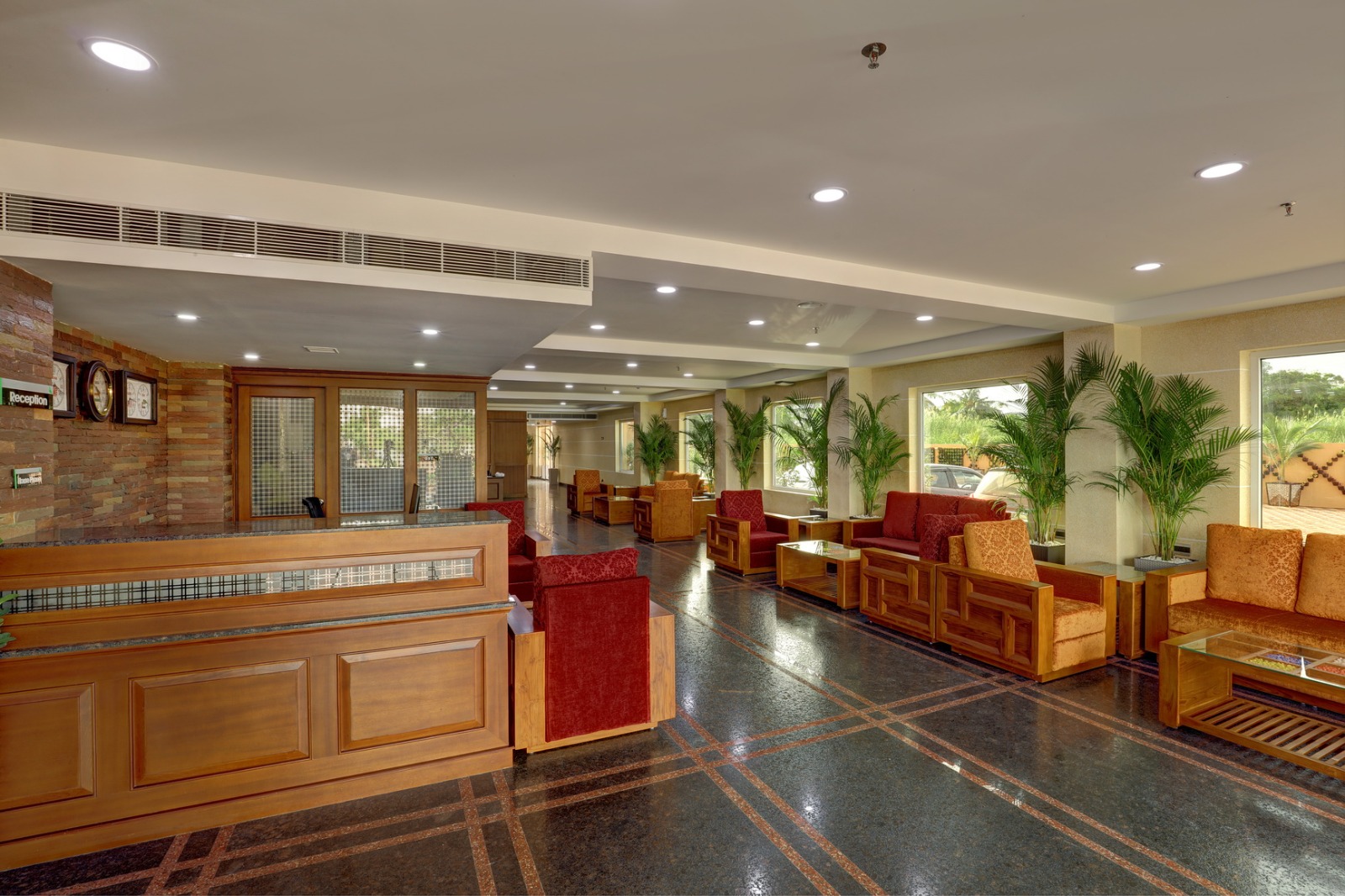 Best Hotel in Kochi near Vytilla, Kerala, India - JVK Park hotel