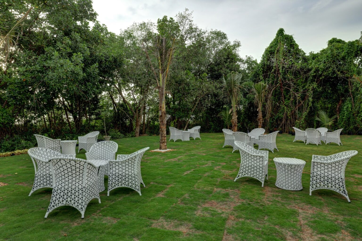 Best Hotel in Kochi near Vytilla, Kerala, India - JVK Park hotel